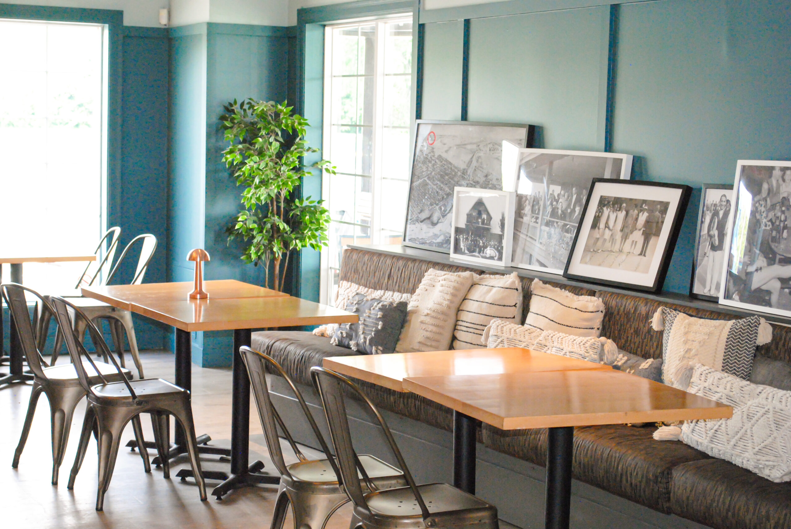 Make a Reservation | The Bridge Public House